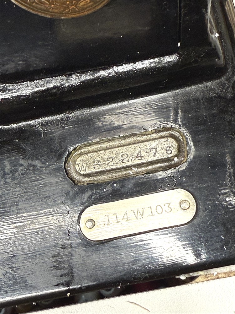 North East Ohio Auctions - Singer Chain and Moss Stitch Embroidery ...